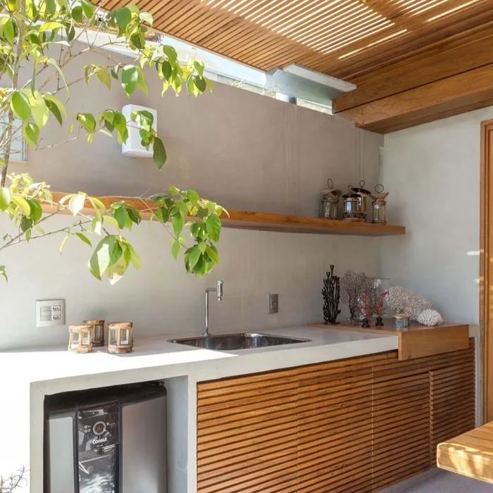 Ide Dapur Cantik Terbuka dengan Fluted Panel Wall dari Mevvah - Mevvah ...